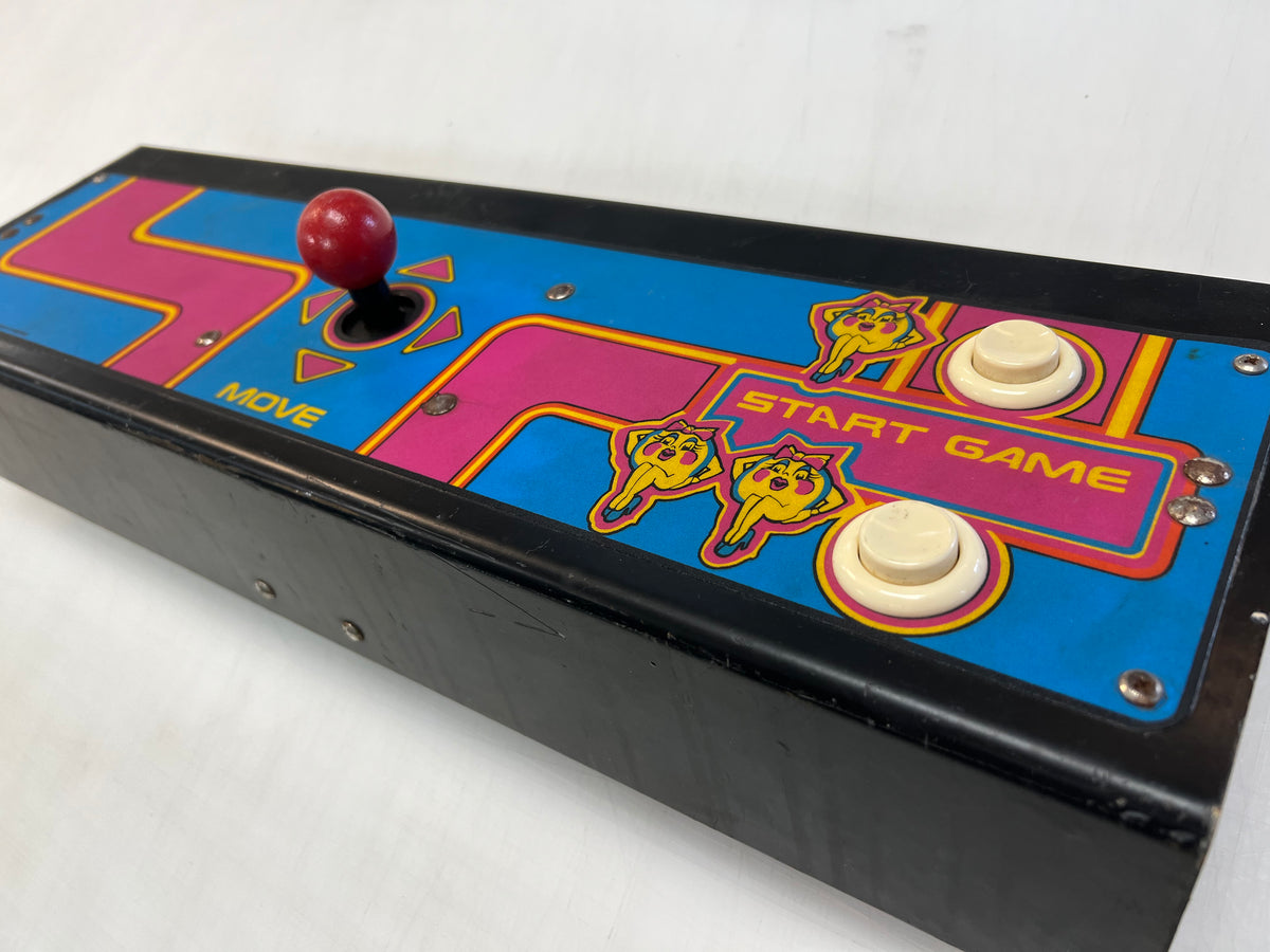 Ms Pac-Man Populated Control Panel – Escape Pod Online