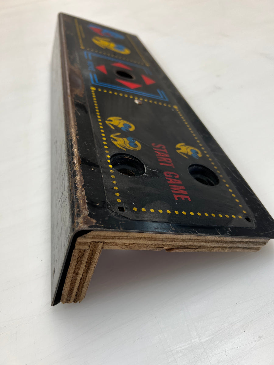Pac-Man Control Panel Vintage – Escape Pod Online